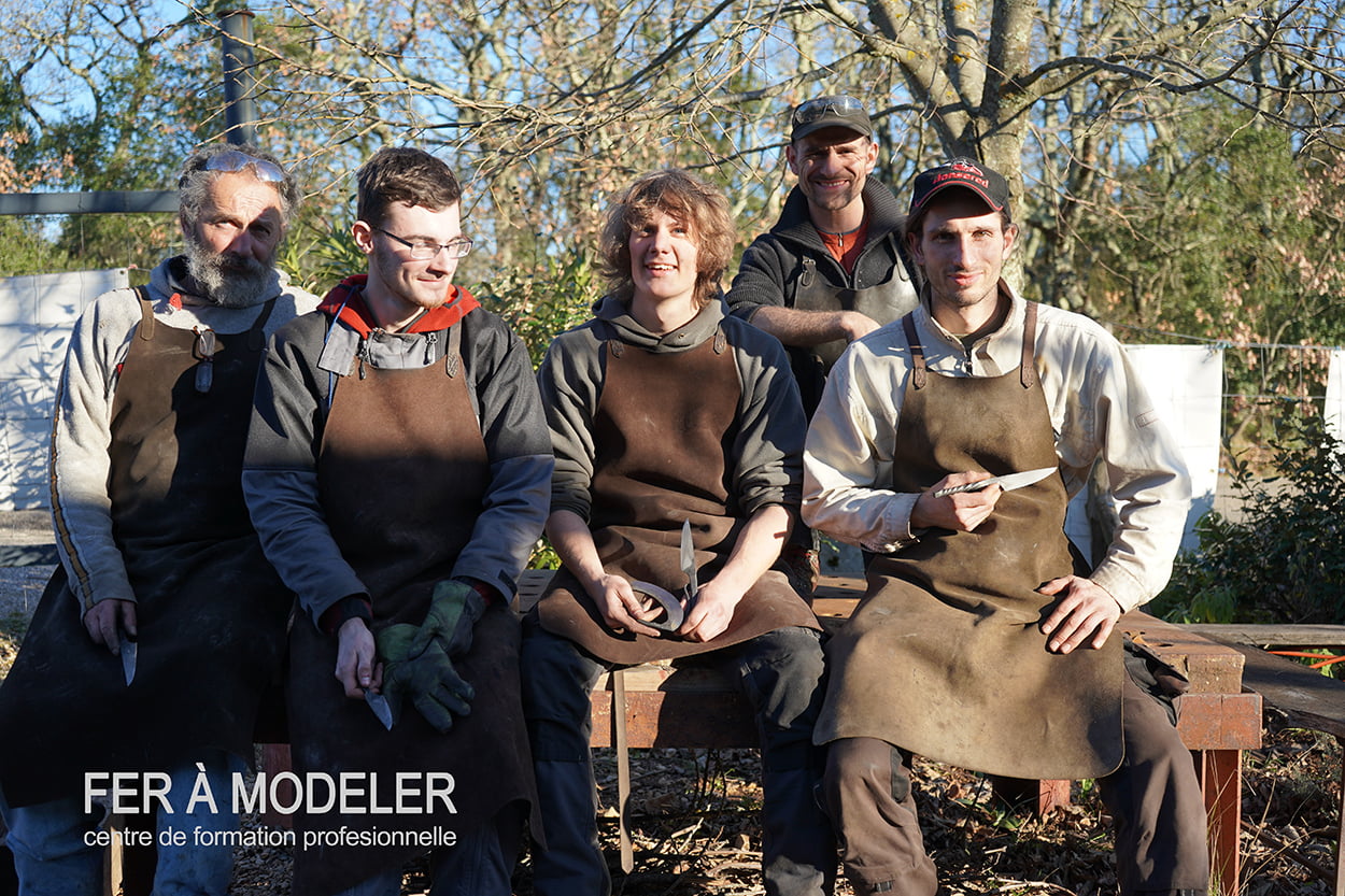 Blog – Stages et vie de l’école – Ecole de Forge : Stages de forge et coutellerie